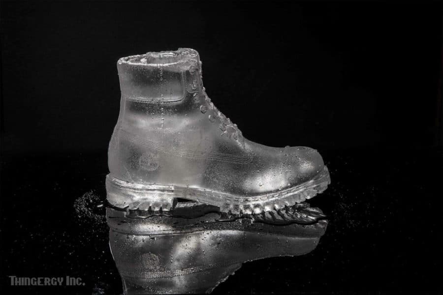 TWO BELOW ZERO DISPLAY - THINGERGY INC.